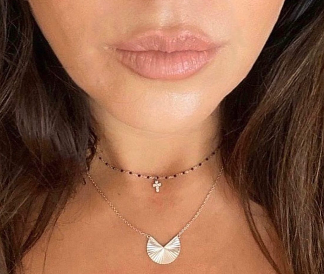 AMARI MINI CROSS BLACK BEADED SILVER NECKLACE – Alique